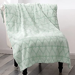 Bertte Plush Baby Blanket for Boys Girls | Swaddle Receiving Blankets Super Soft Warm Lightweight Breathable for Infant Toddler Crib Stroller - 33"x43" Large, Green Hearts Embossed