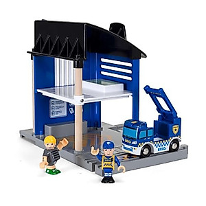 Brio World - 33813 Police Station - Interactive Toy Set for Kids | Enhances Creativity & Imagination | Features Light & Sound Effects | Compatible with Brio Railway | Perfect for Ages 3 and Up
