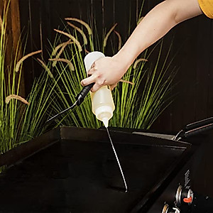 Blackstone 5322 Griddle Kit (6-Piece) Scraper, Heavy Duty BBQ Tongs, Barbecue Metal Hamburger Spatula (2) & Batter Dispenser & Mixer Bottle – Grilling Tools & Accessory, Black