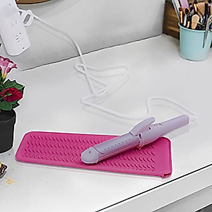 1Pack Silicone Heat Resistant Mat Pouch for Hair Straightener, Curling Iron, Flat Iron and Hot Hair Tools Pink
