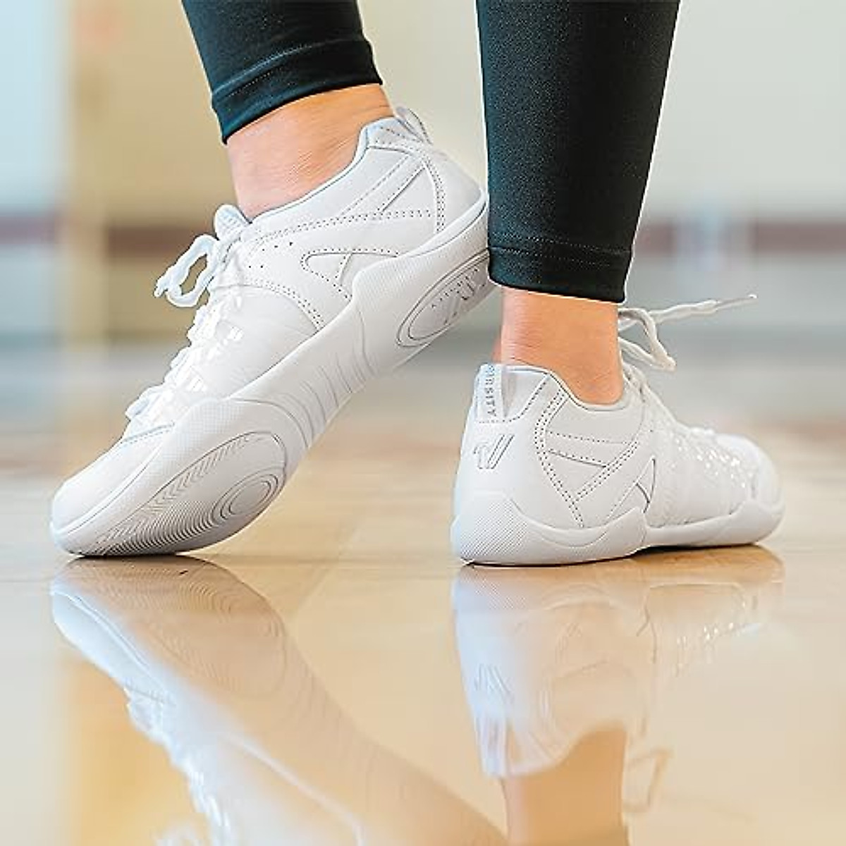 Varsity Spirit Charge Cheer Shoes - Women's Size 7.5 White