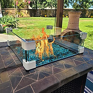 GASPRO 17.5" x 17.5" x 6" Fire Pit Wind Guard Square, Tempered Glass Firepit Table Shield, Thick and Sturdy, with Hard Aluminum Corner Bracket & Rubber Feet, Easy to Assemble