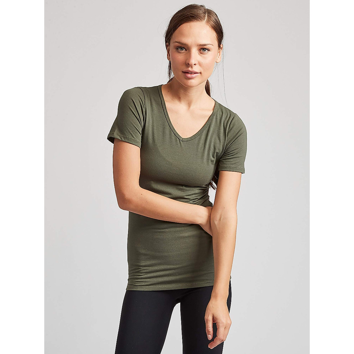 Kalon Women's 4-Pack V-Neck T-Shirt Base Layer (Medium, Earth Tones)