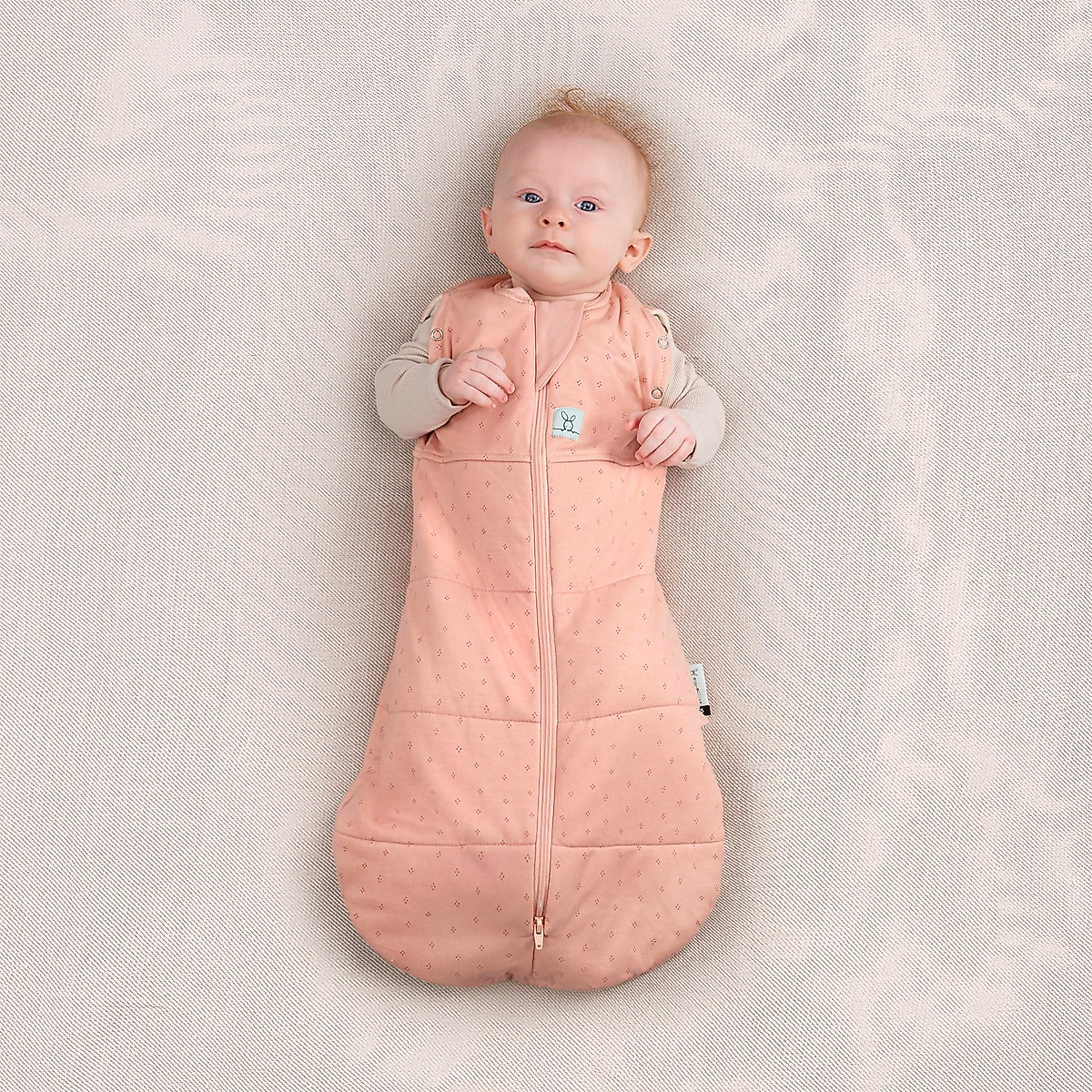 ergoPouch 0.2 Tog Jersey Sleeping Bag – Arms-Out Baby Sleep Sack – Soft, Breathable & Comfortable (8-24 Months, Berries)