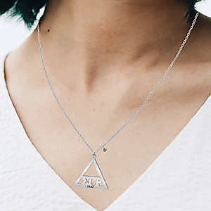 U-CHYTY Sigma Gamma Rho Sorority Necklace 1922 Sorority Paraphernalia Necklace Greek Sorority Jewelry for Women(NL)
