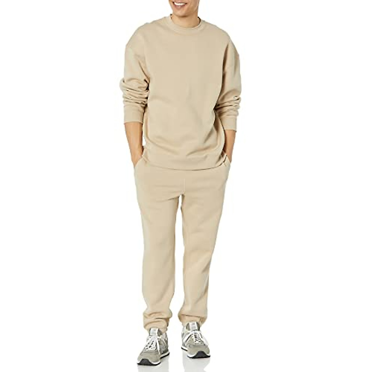 Amazon Essentials Men's Oversized-Fit Crewneck Sweatshirt (Available in Big & Tall), Tan, Large