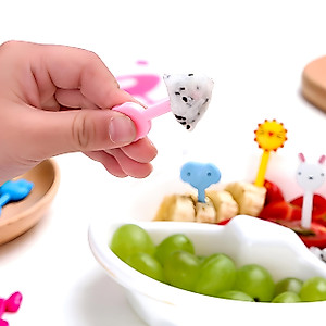 10pcs Lovely Animal Shaped Food Fruit Fork Picks for Kids, Dessert Forks Mini Cartoon Toothpick for Cake Dessert Pastry Party Supply