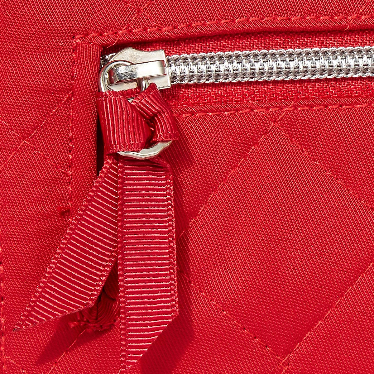 Vera Bradley Women's Performance Twill Turnlock Wallet With RFID Protection, Cardinal Red, One Size