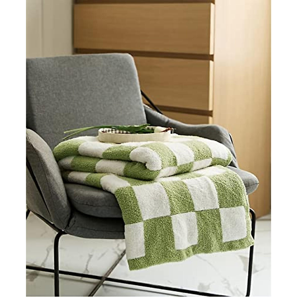 Yizheer Double Sided Checkerboard Grid Cozy Luxury Throw Blankets Warmer Soft Reversible Microfiber Bed Couch Blanket, 51''x63''，Green