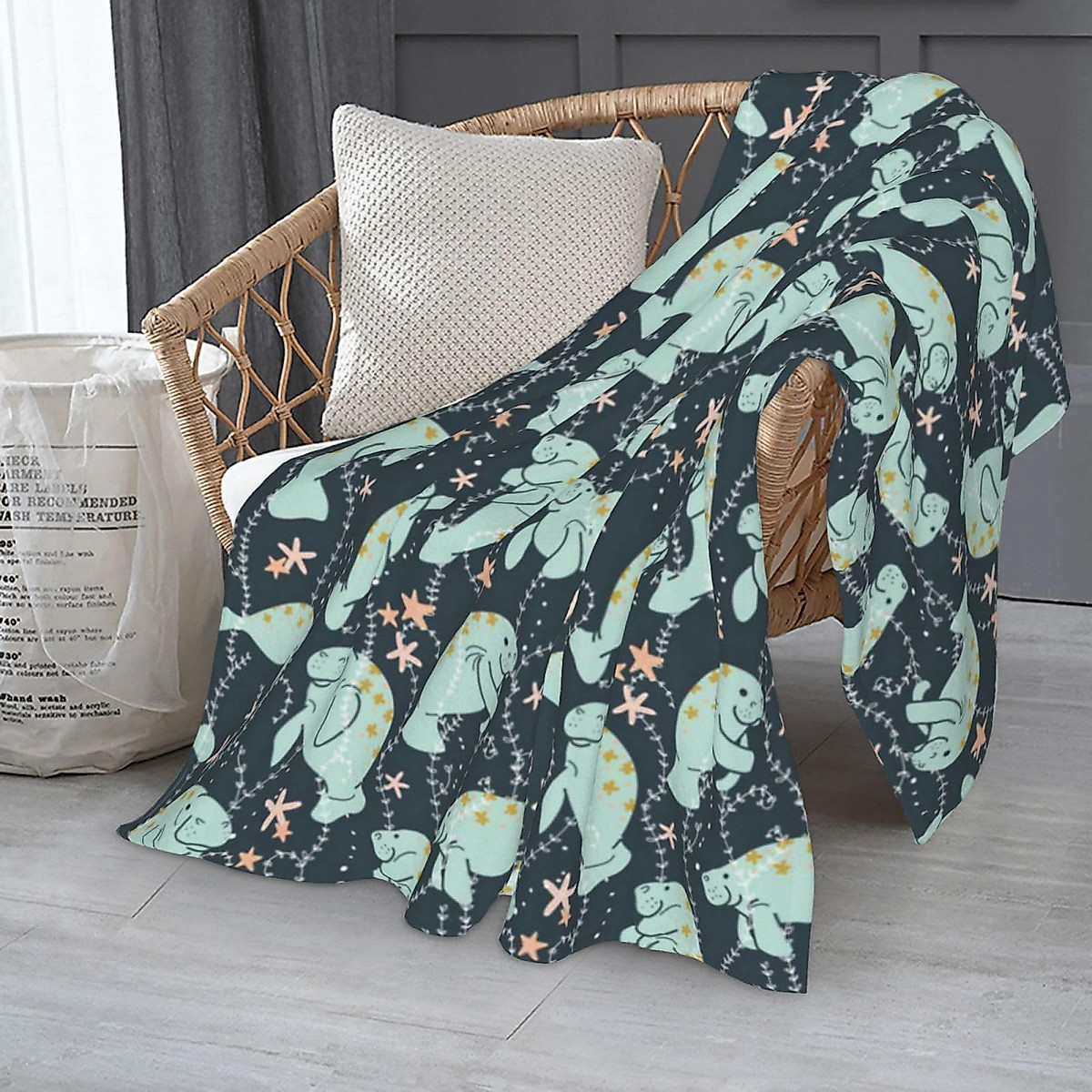 Plush Fluffy Throw Blanket Cute Manatee Sea Animals Starfish Bed Blanket for Boys Girls Teens Smooth Soft Flannel Blanket for Sofa Chair Office Travel Camping Outdoor Home Decor 50"x60"