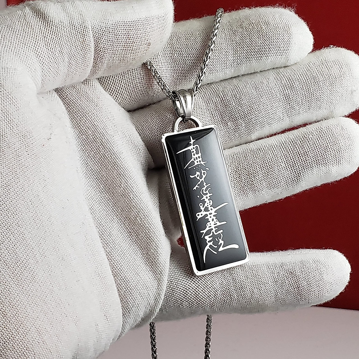 Nichiren Buddhist Daimoku Necklace - Nam Myoho Renge Kyo (Black)