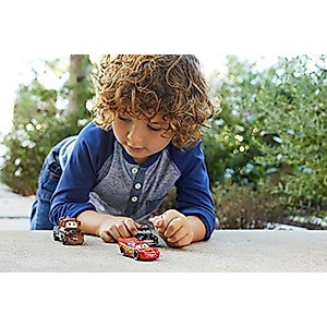 Mattel Disney Cars Toys, Radiator Springs 3-Pack of Die-Cast Toy Cars & Trucks with Lightning McQueen, Mater & Sheriff