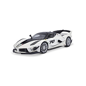 Bburago 1:18 Scale Race & Play Ferrari FXX K EVO Die Cast Vehicle