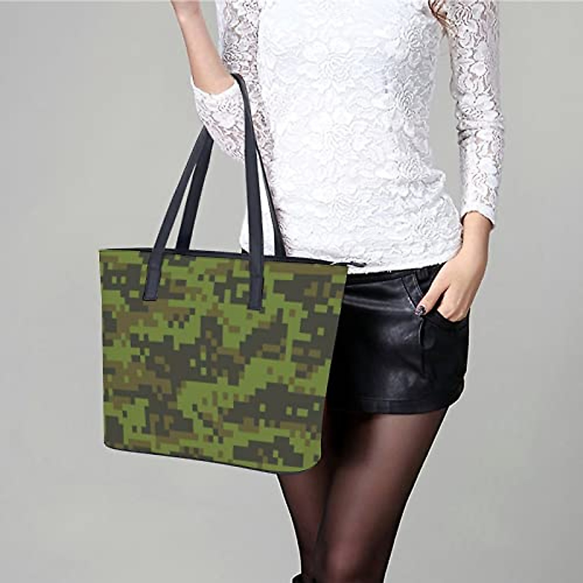 Woodland Digital Camo Pattern Women's Tote Bag PU Leather Shoulder Bag Handbags Purse For Work Shopping Travel