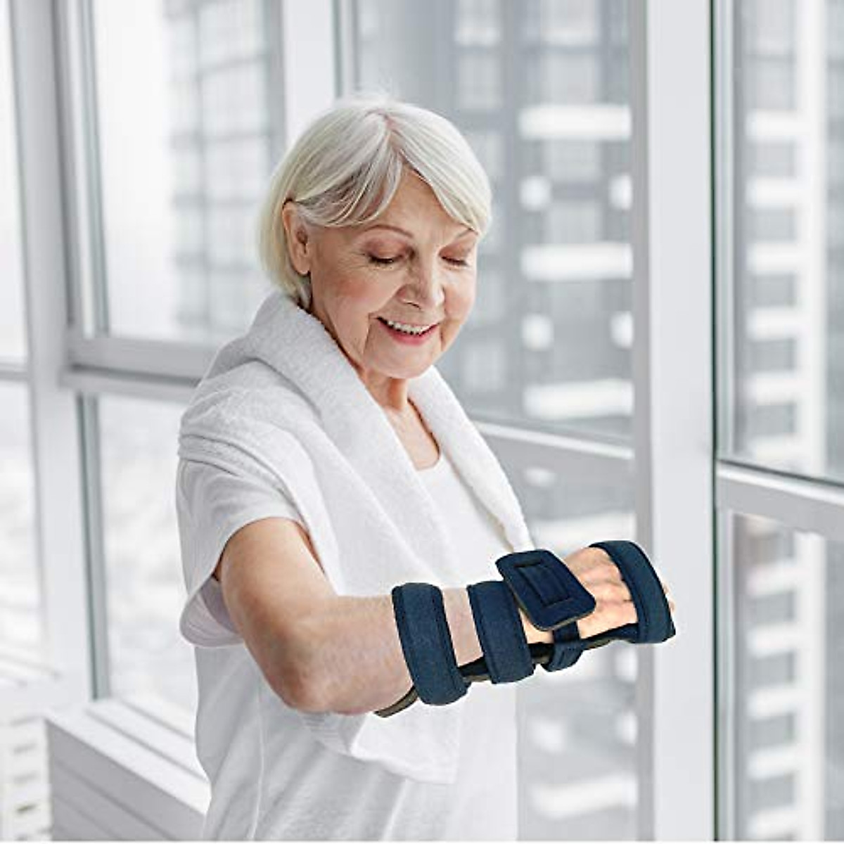 SterlaTech Stroke Hand Brace | Resting Hand Splint RIGHT HAND Medium | Corrective Support