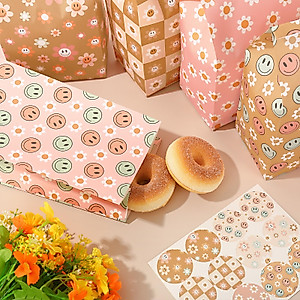 AnyDesign 24Pcs Vintage Boho Party Favor Bags 6 Designs Smile Daisy Paper Gift Bags with Sticker Decals Retro Checkered Goodie Treat Bags for Baby Shower Birthday Party Supplies Gift Wrap