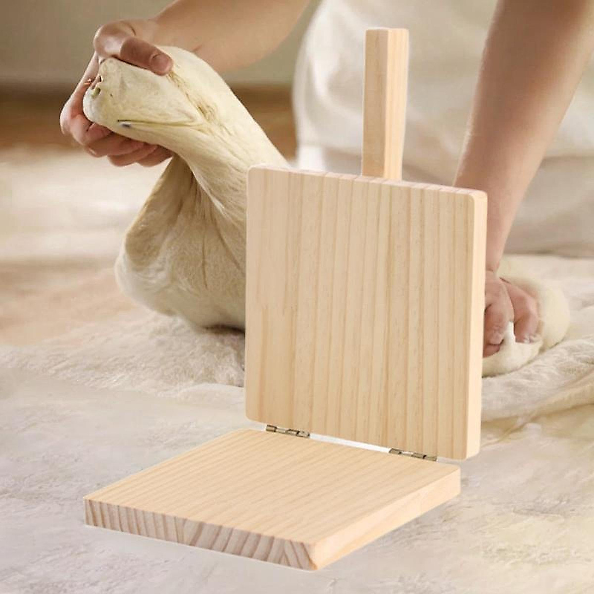 IEUDNS Dough Presser Dough Pressing Tool, Wooden Wooden Tortilla Press Maker, Manual Dumpling Wrapper Presser Kitchen Gadgets, Beige