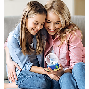 Puzzled Great White Shark Snow Globe - Elegant Sparkly Water Globe with Sparkling Glitter Inside The Animal Snow Globe Figure, Collectible Shark Decor Snow Globe Figurines for Birthdays, Christmas