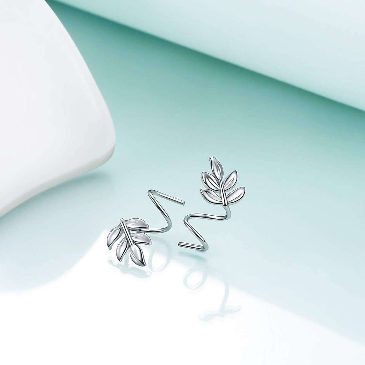 Leaf Crawler Earrings Sterling Silver Leaves Wrap Earrings Leaf Cuff Earrings Stud Ear Climber Ear Gifts for Women Teen Girls