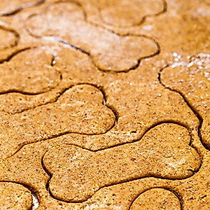 MrCookie 5pcs Dog Bone Cookie Cutters Set, Stainless Steel Sandwiches Cutter Shapes Biscuit Mold Cookie Cutter for Kids, Sturdy Cutters for Cookies, Sandwiches, Biscuits