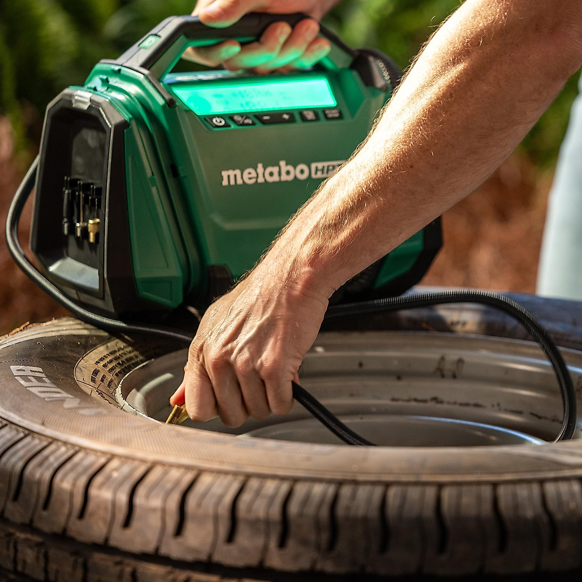 Metabo HPT 18V MultiVolt™ Cordless Dual Function Inflator, Tool Only - No Battery, Portable Air Compressor, UP18DAQ4