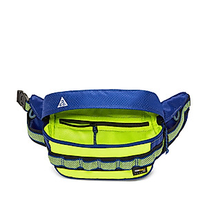 Nike ACG Karst Small Items Bag