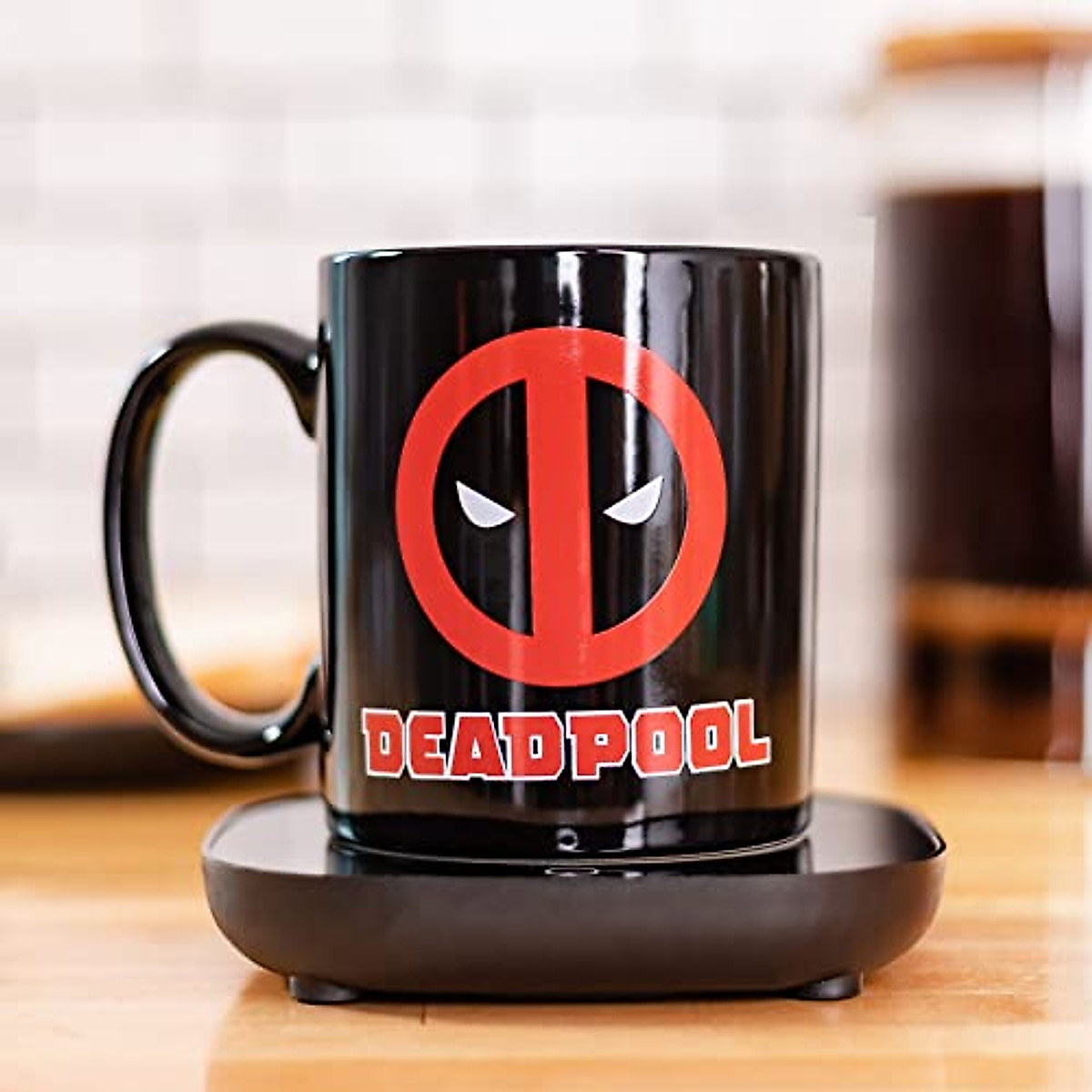 Uncanny Brands Marvel Deadpool Mug Warmer with Mug – Keeps Your Favorite Beverage Warm - Auto Shut On/Off