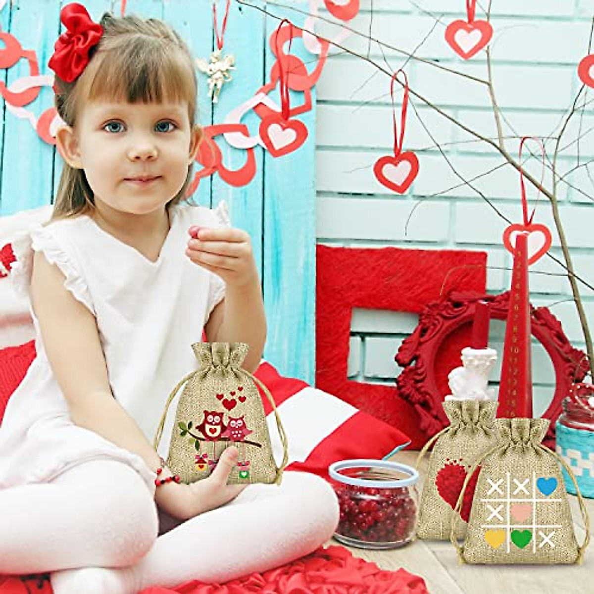 KUUQA 25 Pcs Heart Love Shaped Drawstring Gift Bags for Valentine's Day Party Favors, Valentine's Day Cotton Favor Pouches for Goodies, Sachets, and Jewelry, 5 Designs