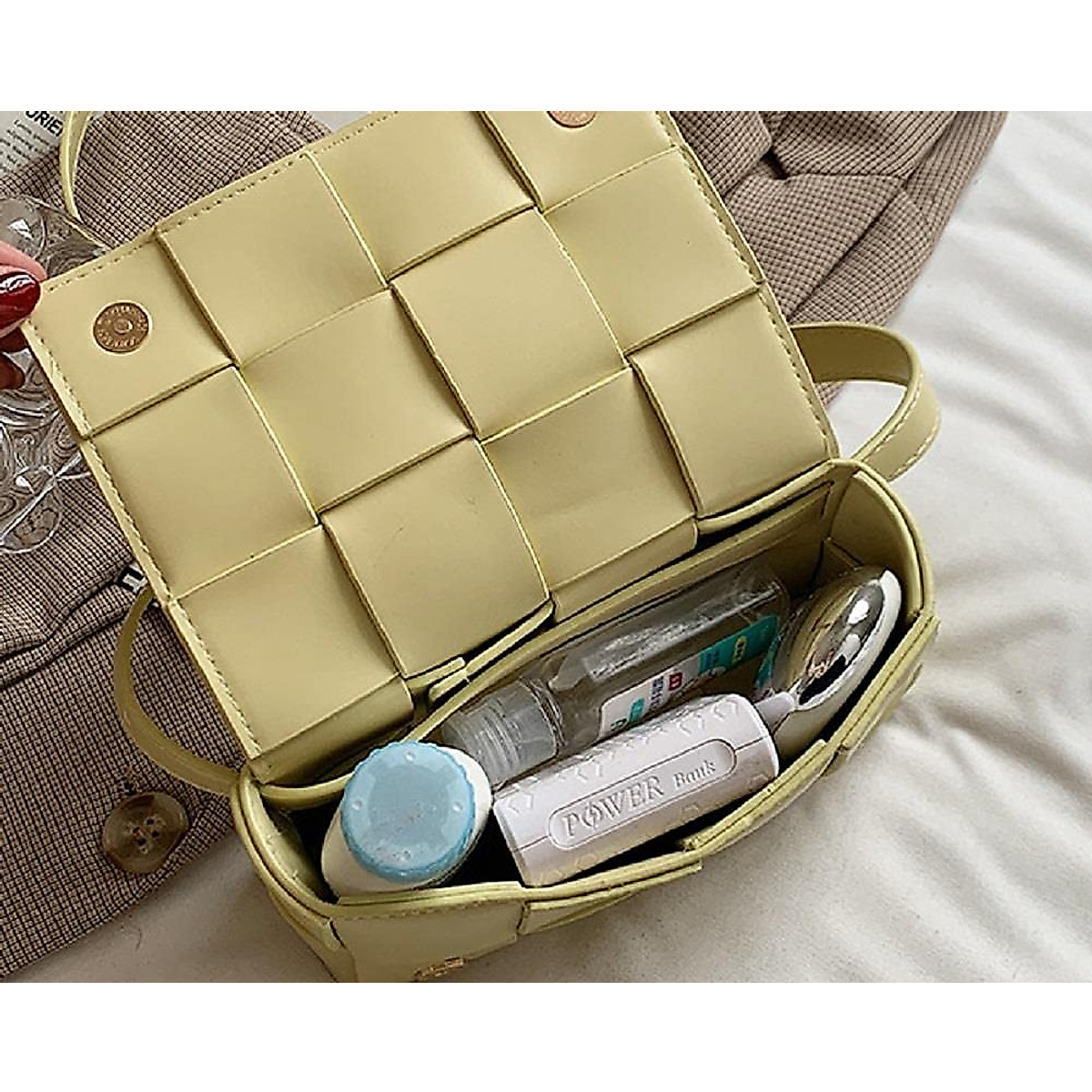 Leiona Women's Woven Shoulder Bag Fashion Messenger Bag Small Square Bag Solid Color Shoulder Bag