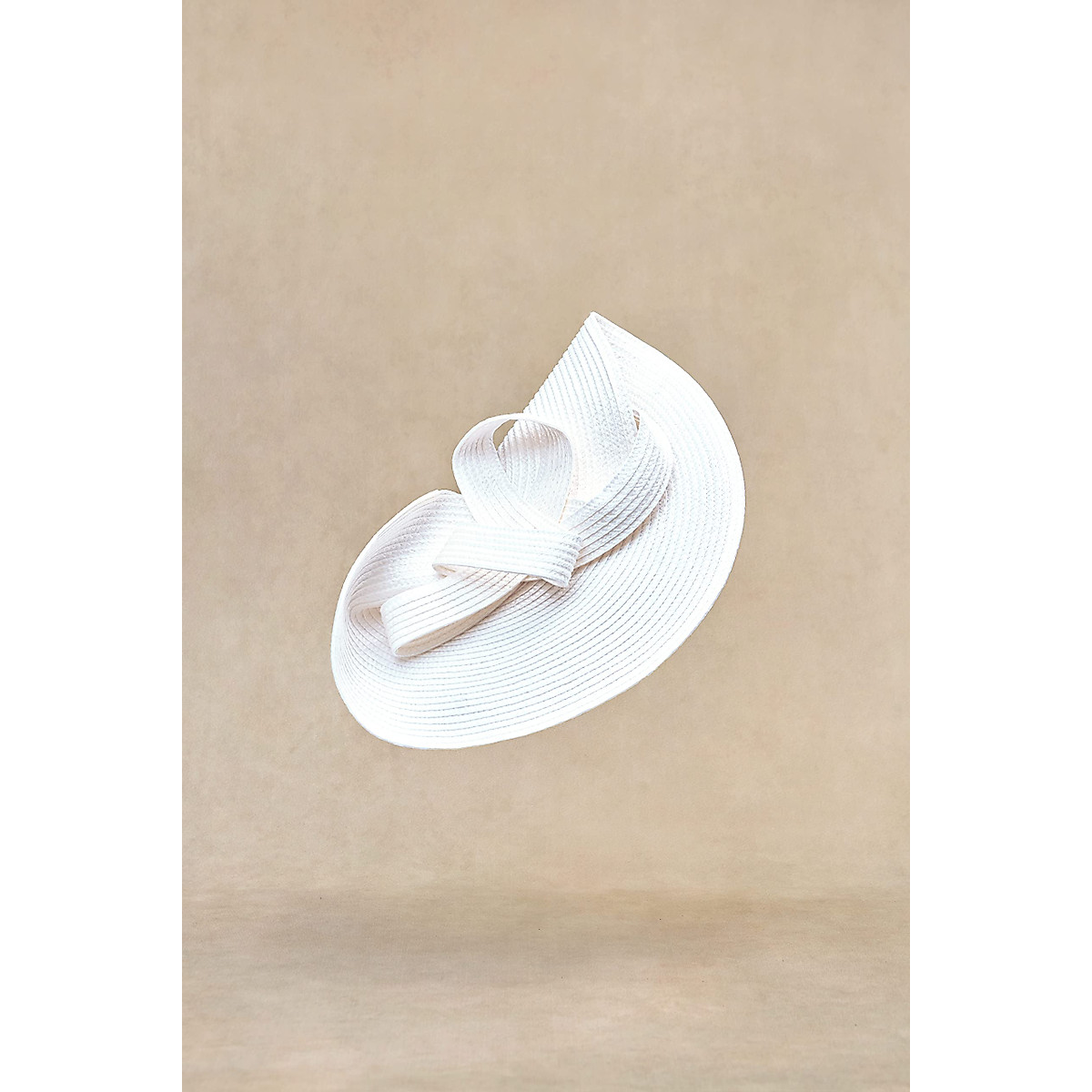 BABEYOND Tea Party Fascinator Kentucky Hat Women’s Fascinator Straw Derby Pillbox Hat for Cocktail Wedding (White)