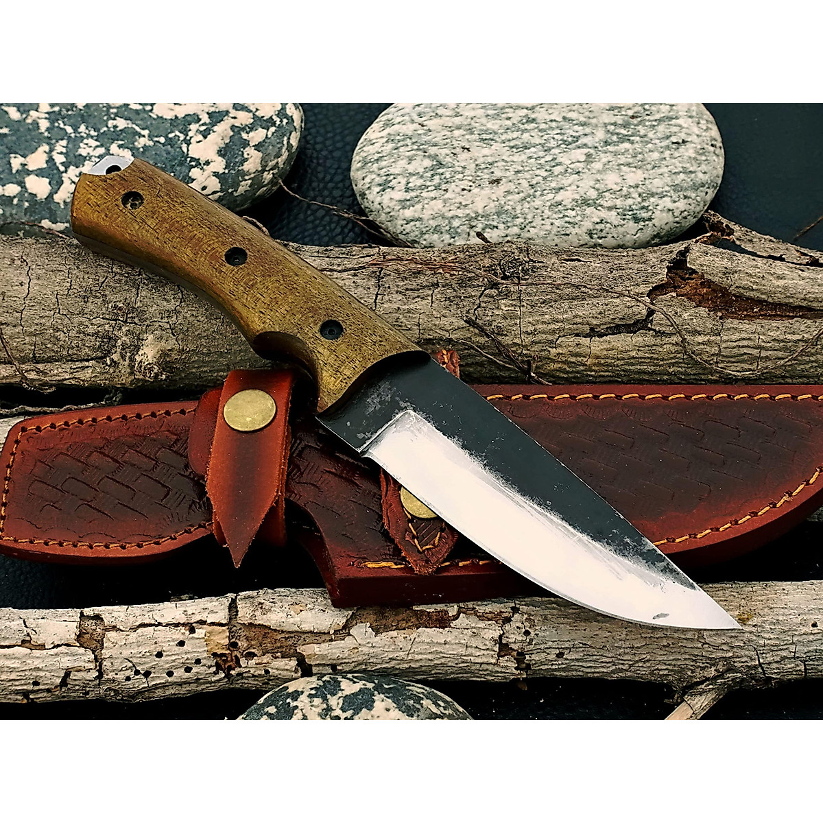 D2 Steel Hunting Knife Fixed blade knife Skinner Knife Walnut Wood handle, Black Edge,Bush craft, Camping, with Cowhide Leather Sheath – BW-4146