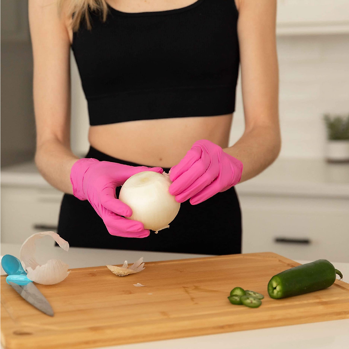 FRAMAR Pink Gloves Disposable Latex Free – Pink Nitrile Gloves Medium, Latex Free Gloves Medium, Plastic Gloves Disposable, Guantes de Nitrilo, Cleaning Gloves Medium, Non Latex Gloves Medium 100 Pk