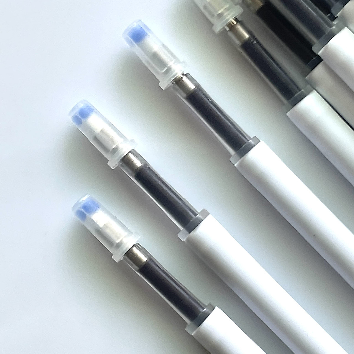 sencoo 24 Pack Erasable Black Gel Ink Pen Replace Refills 0.5mm Retractable Liquid Gel Pen Refills