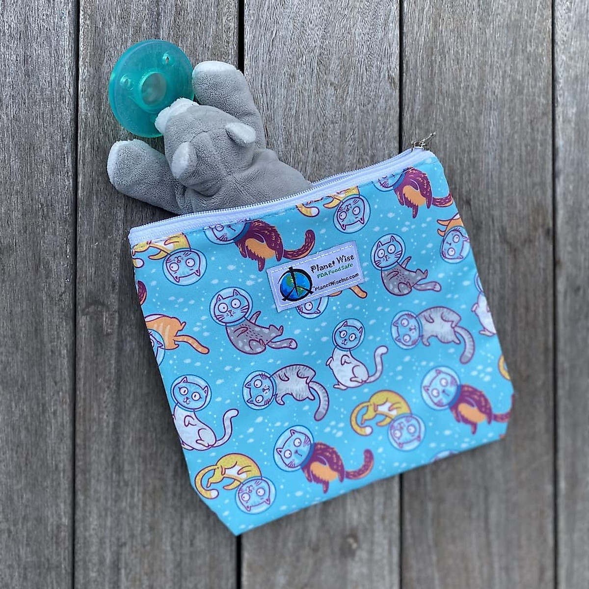 Planet Wise Reusable Sandwich Bags | Printed Zipper Snack Storage On The Go | Dishwasher Safe for Easy Cleanup | Water Resistant Mess Free Solution for Toddler Snacks | 7" x 7.5" (Black)