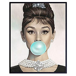 Breakfast at Tiffany's - Audrey Hepburn Wall Art - Tiffany Blue Audrey Hepburn Poster - Holly Golightly - Glam Wall Art - Vintage Movie Poster - Gift for Women, Her, Wife, Woman - Pop Art Wall Decor