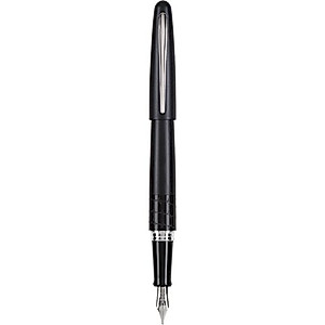 PILOT MR Animal Collection Fountain Pen in Gift Box, Matte Black Barrel with Crocodile Accent, Fine Point Stainless Steel Nib, Refillable Black Ink (91142)