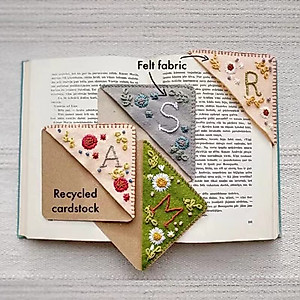 New Style Bookmark Hand Embroidered Corner Bookmark, Season Topic Flower Letter Embroidery Bookmarks, Felt Triangle Page Corner Handmade Bookmark, Felt Triangle Bookmark(Summer-O)