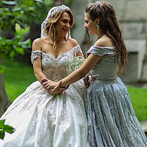 Clcnsusilk 8 Pairs Bachelorette Party Heart Shaped Sunglasses Party Decorations Bridesmaid Proposal Gifts for Women girls (8, White&Sage Green)