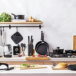 MasterChef Cutting Boards for Kitchen, Bamboo Chopping Board Set of 3, Organic Food Safe Surfaces for Preparing & Serving Meat, Cheese etc, Large, Medium & Small Wooden Boards with Juice Grooves