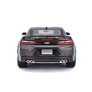 1: 18 2017 50th Anniversary Chevrolet Camaro (Colors May Vary)