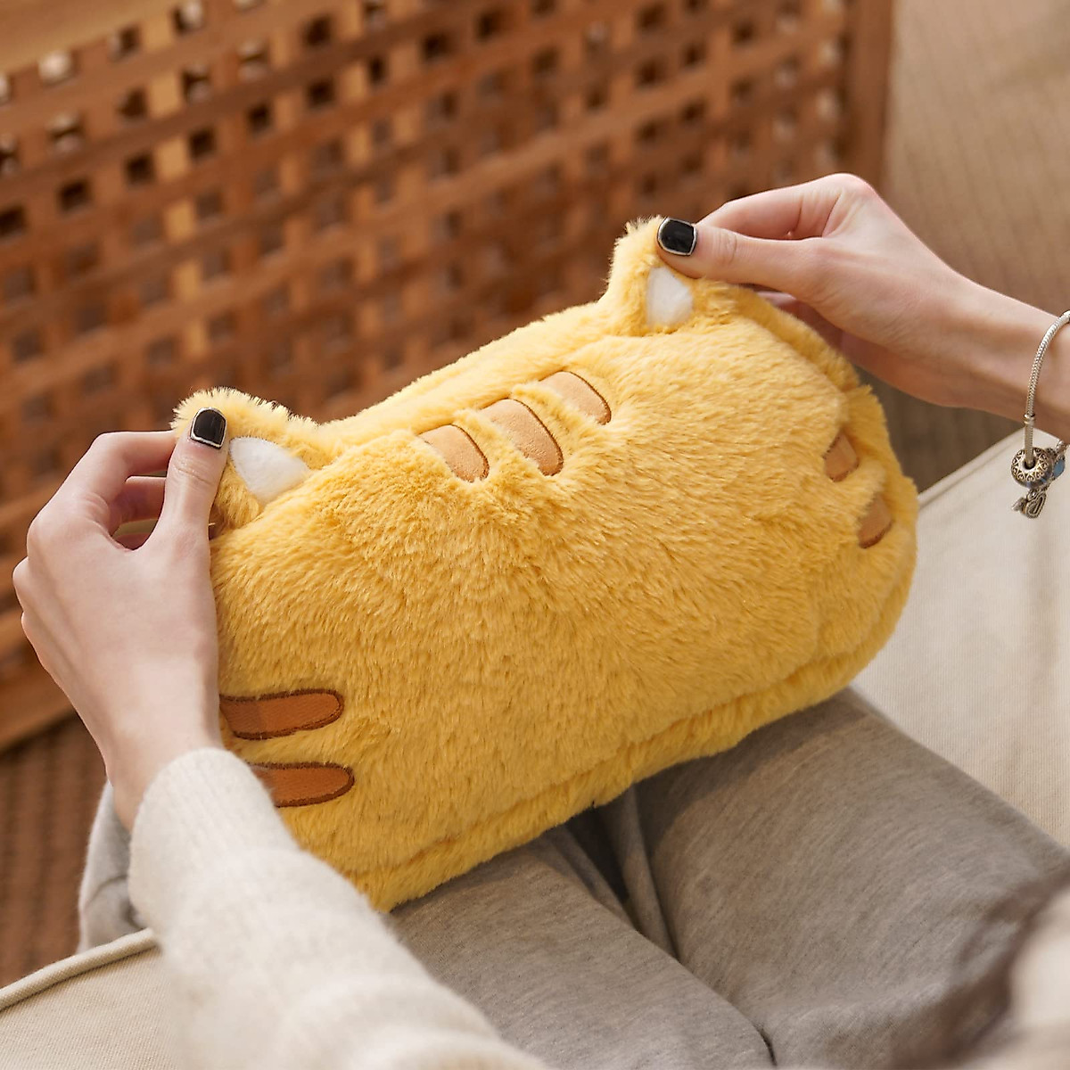 GeekShare Fat Cat Plush Bag with A Shoulder Strap, Cartoon Crossbody Bag Carrying Case Compatible with Nintendo Switch/OLED and Other Accessories