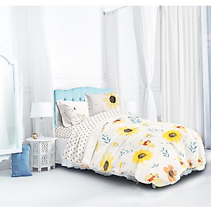 Jay Franco Disney Winnie The Pooh Twin Comforter Set - 5 Piece Bedding Includes Sheet Set & Pillow Covers - Super Soft Cozy Floral Bedding