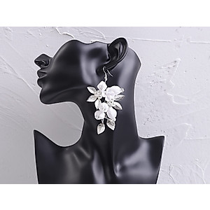 BERYUAN White Flower Earings Wedding Earrings for Brides Bridal Bridesmaids Earrings Accessories Prom Earrings Esthetics