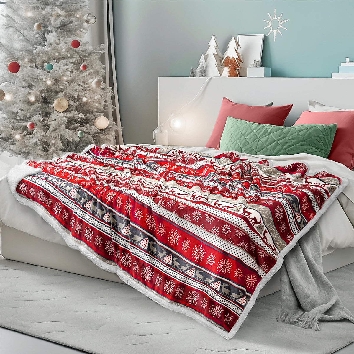 PAVILIA Premium Christmas Sherpa Throw Blanket | Christmas Decoration Reindeers, Fleece, Plush, Warm, Cozy Reversible Microfiber Holiday Blanket 50 x 60
