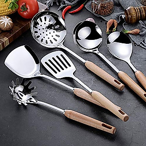 6 Pcs Stainless Steel Kitchen Utensil Wood Handle Cooking Tools Set Ladle Spoon for Restaurant Kitchenware Set