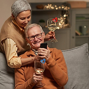 KICHOUSE 2 Sets 16 Pcs Wine Glass Marker Wedding Decoration Wine Bottle Labels Portable Cup Heart Shaped Ring Cup Recognizer Cup Silicone Labels Wine Glass Identifiers Drink Markers Hawaii