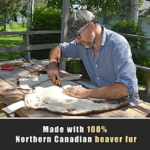 Standing Wolf Beaver Fur Bow String Silencers | Traditional Archery Bowstring Silencers/Dampeners | Beaver Balls (Beaver Fur)