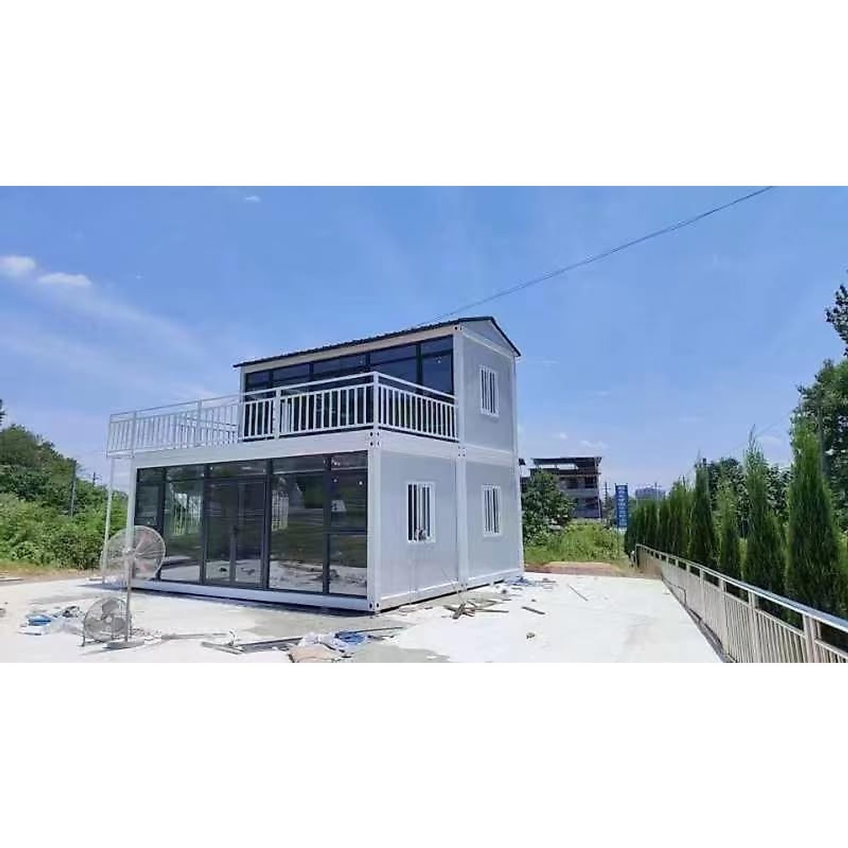3 Room Container Houses Combined with 2 Two-Story Villas Prefab Luxury Modular Prefab Home with Terrace, guardrail, Staircase Living Room, Bathroom, Kitchen for Homes, Hotels, Offices