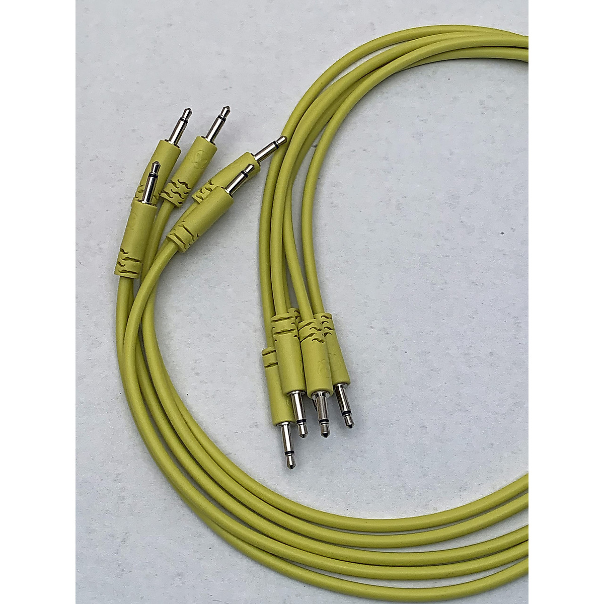 Starving Students Music Supplies Luigis Modular Supply Spaghetti Eurorack Patch Cables - Package of 5 Yellow Cables, 24 (60 cm)