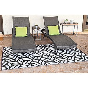 Stylish Camping 255081 5-feet by 8-feet Reversible Mat, Plastic Straw Rug, Large Floor Mat for Outdoors, RV, Patio, Backyard, Picnic, Beach, Camping - Leaf Mat (Black/Beige)